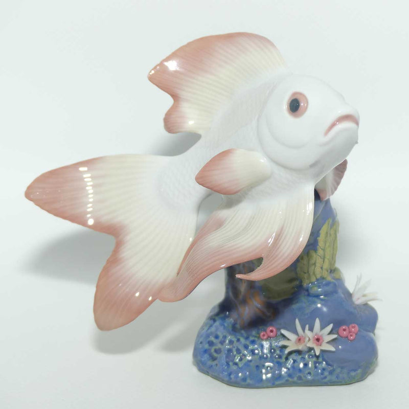 Lladro figure Pond Dreamer | Goldfish | boxed | #6859 – Roundabout Antiques
