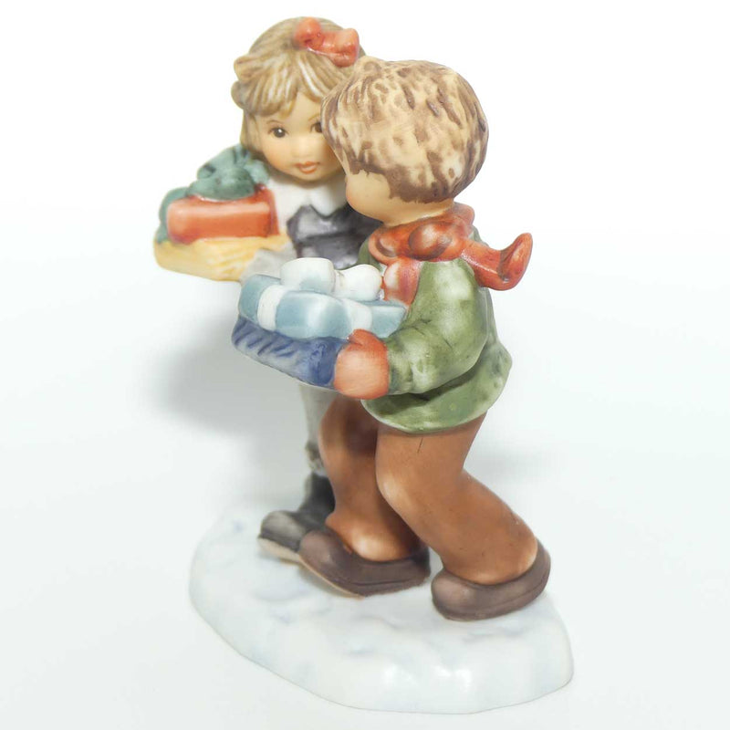 BH191/2/0 Berta Hummel figure by Goebel | Santa's Little Helpers ...