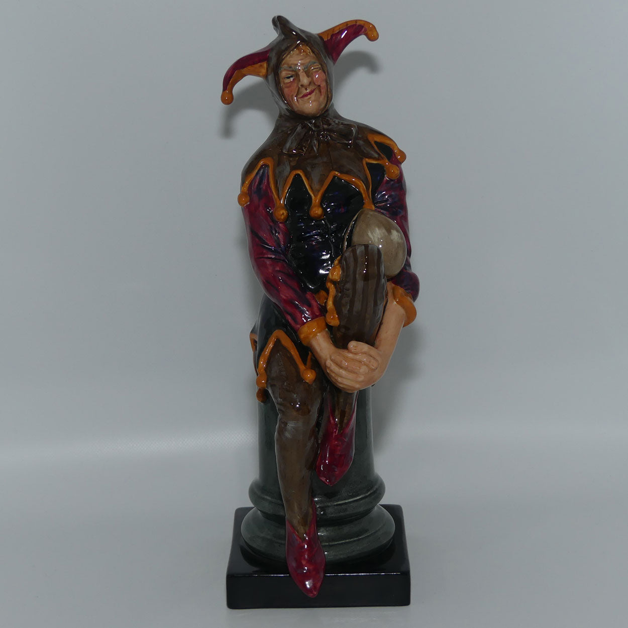 HN2016 Royal Doulton figure The Jester | Character Figurines ...