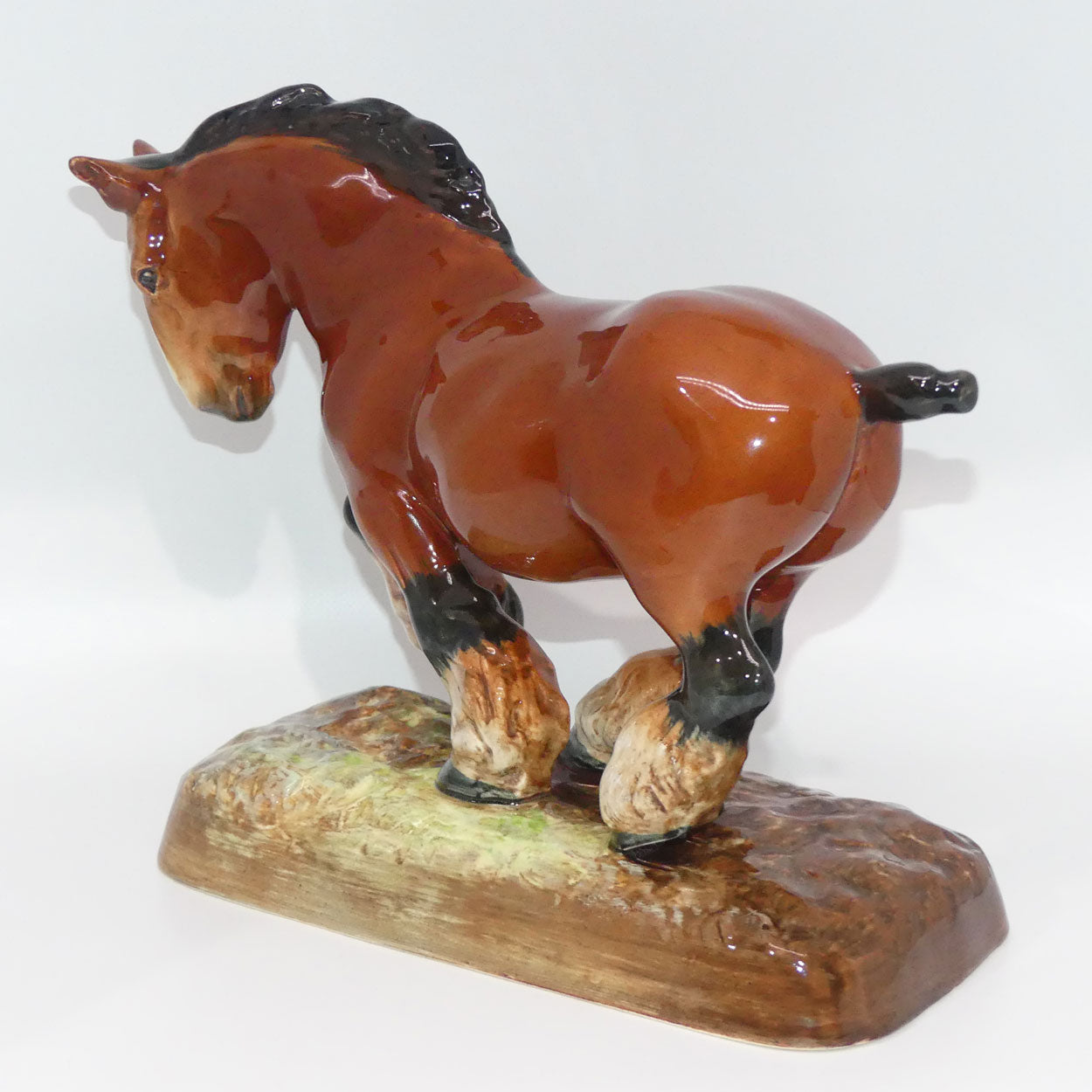 HN2623 Royal Doulton Horse figurine | Punch Peon Chestnut Shire ...