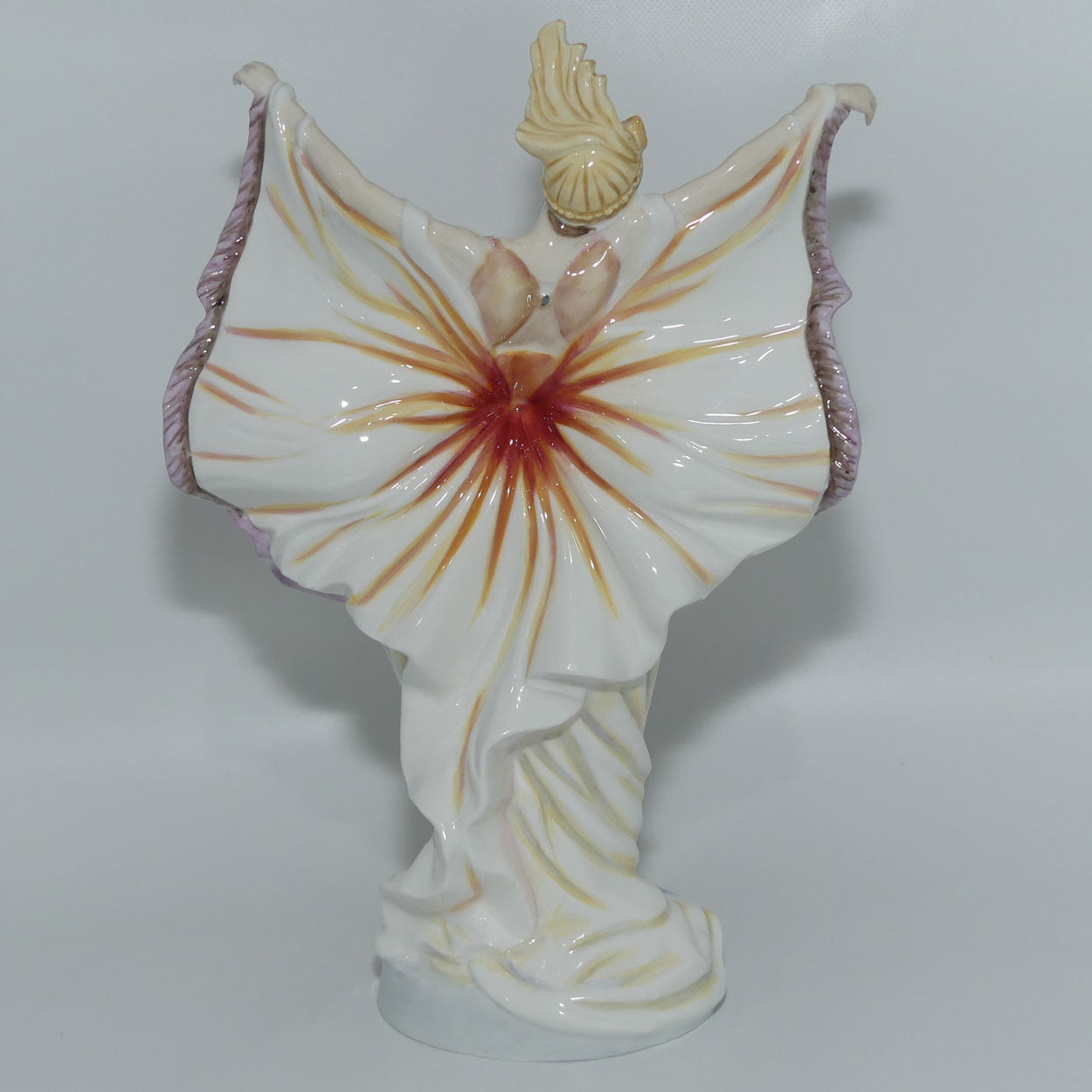 HN4846 Royal Doulton figure Butterfly Ladies | The Peacock – Roundabout ...