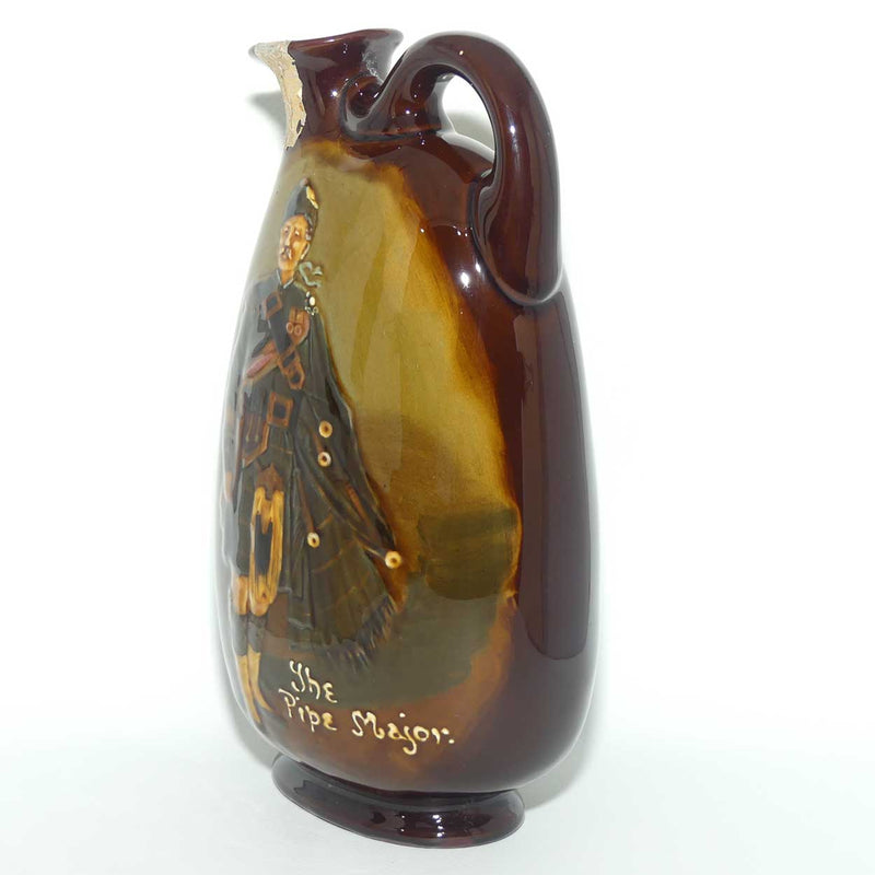Royal Doulton Kingsware Pipe Major flask | DEWARS Whisky – Roundabout ...