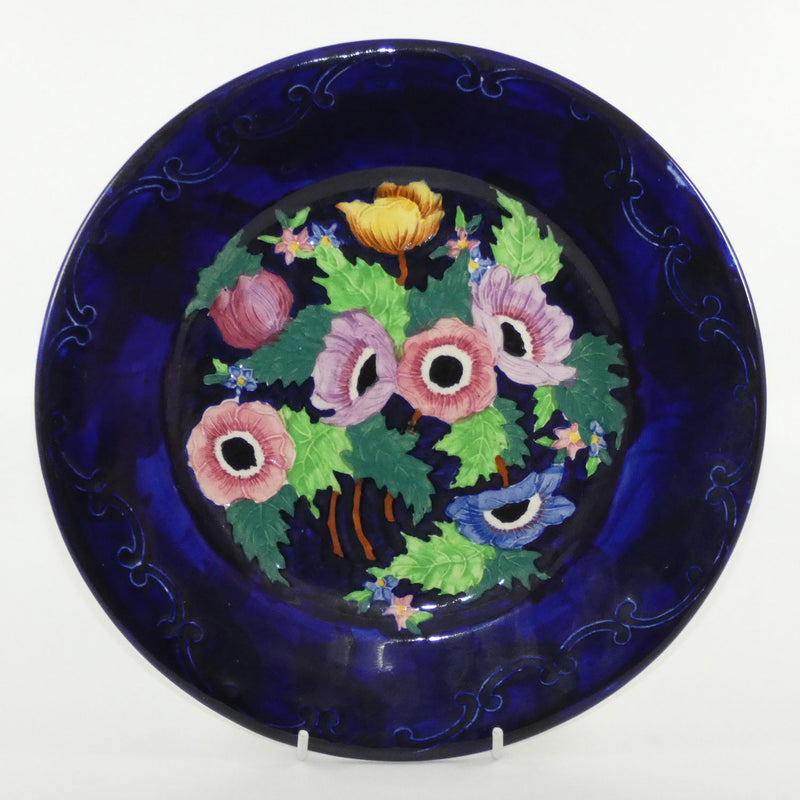 Maling plate Anemone Embossed Blue 6535 | Tubelined – Roundabout Antiques